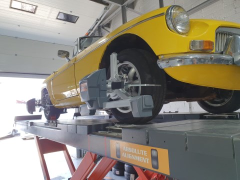 Lowered car alignment